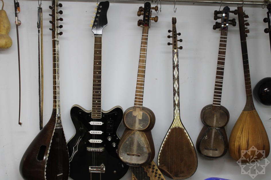 Cómo el arte de fabricar instrumentos musicales mantiene viva la ...